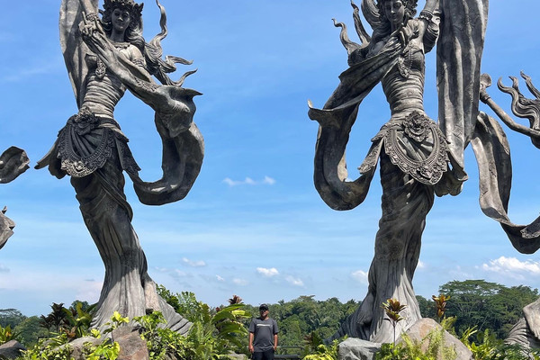 The marvelous stone angel statues of Bali | Trip.com Bali