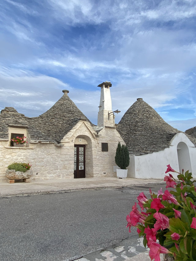 Magic town in Italy - Alberobello | Trip.com Alberobello