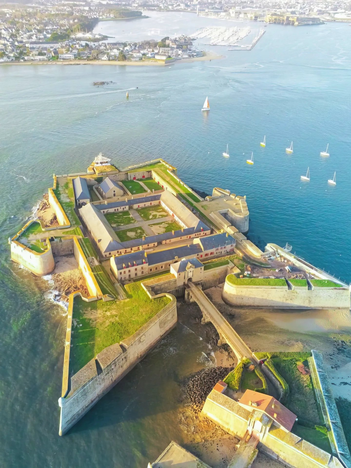 Mauritius Travel Guide 2024 - Things to Do, What To Eat & Tips | Trip.com