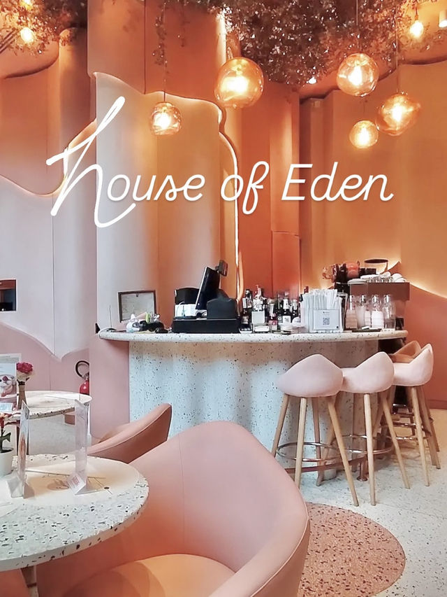 คาเฟ่สีชมพู House of Eden | Trip.com กรุงเทพฯ