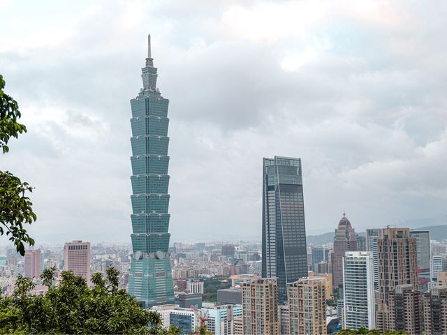 Traversing the famous Elephant Hike in Taiwan | Trip.com Taipei