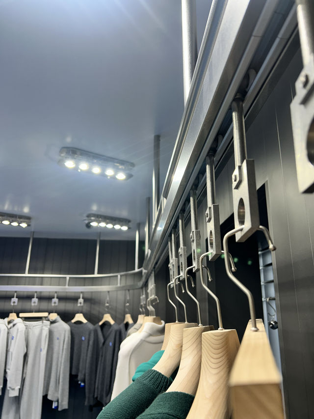 🇰🇷【釜山】아더 서면 스페이스 Ader旗艦店｜Trip.com 首爾