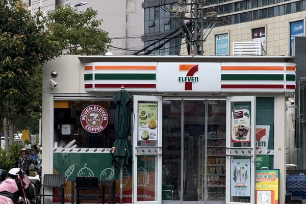 รีวิว เซเว่นจีน 7-11@China 🇨🇳 | Trip.com คุนหมิง