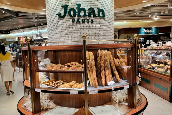 Johan Paris Bakery - Freshest Baked Goods 🥖🥐 | Trip.com Singapore