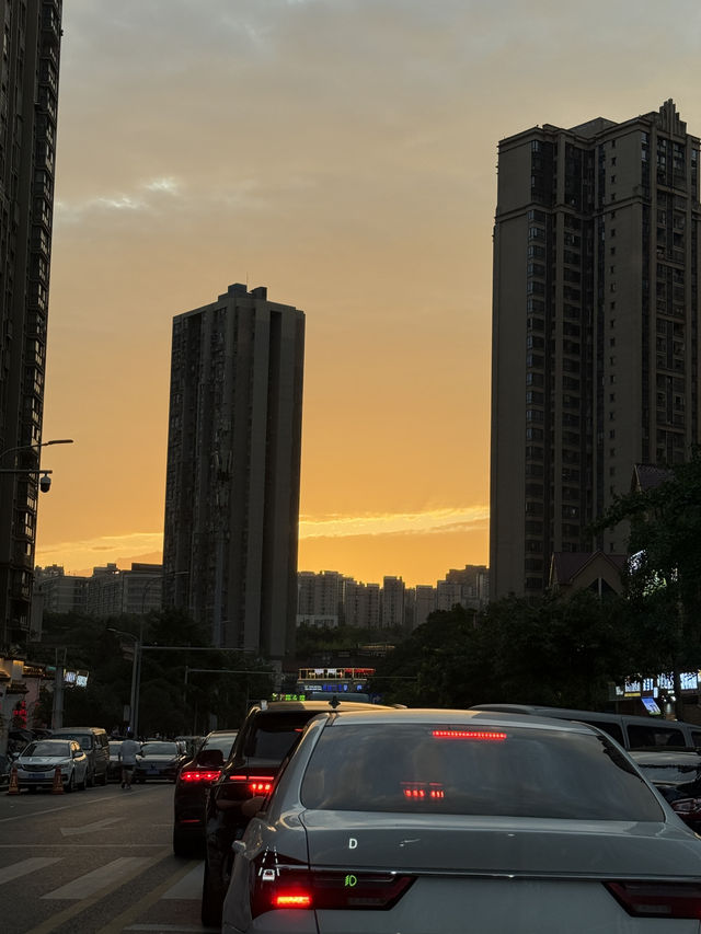 Embrace the gentleness of Chongqing, starting with a stay at Songxia ...