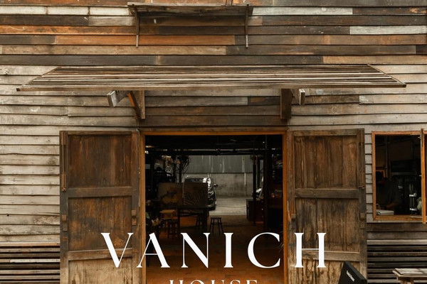 Vanich House ตลาดน้อย | Trip.com กรุงเทพฯ