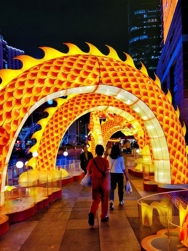 I celebrated the Lantern Festival at the Grand Tang Dynasty Lantern ...