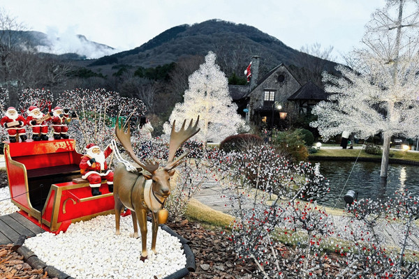 Hakone Glass Forest Art Museum, it really feels like a fairy tale world ...