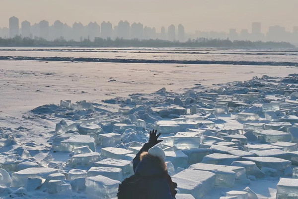 Songhua River Diamond Sea | Trip.com Harbin