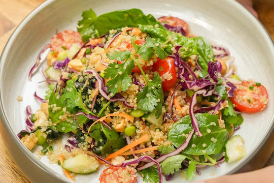 ALLO HOUSE | Trip.com กรุงเทพฯ