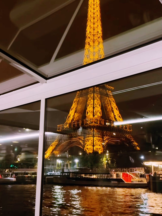 IRON LADY IN THE SKY: The Magic of the Eiffel Tower 🇫🇷 | Trip.com パリ