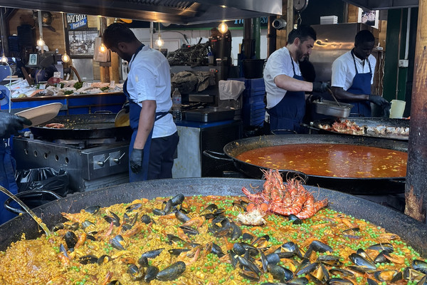 🥘Lunch at Borough Market: cheaper than a restaurant, twice as tasty 😋 # ...