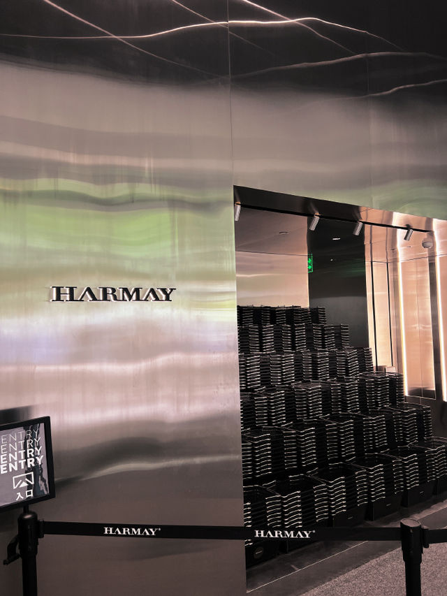 HARMAY Huamei Tianmuli - A paradise for makeup and skincare | Trip.com ...