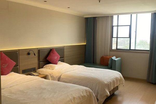 Escape the city, immersive hotel experience | Trip.com Xi'an