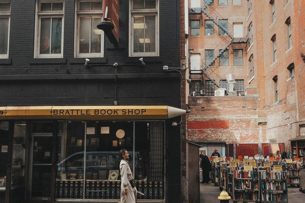 Brattle Book Shop: Where History Meets Literature | Trip.com Boston