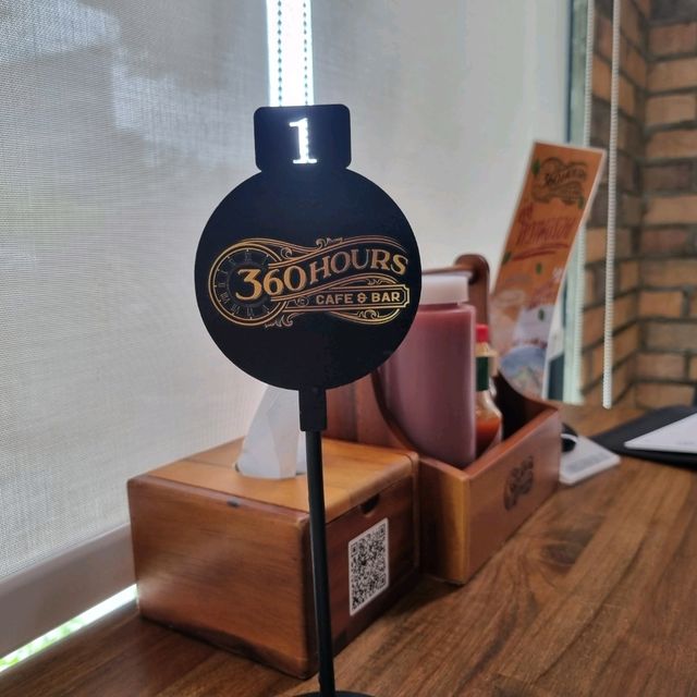 360 Hours Cafe & Bar | Trip.com กรุงเทพฯ
