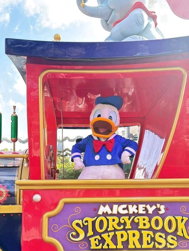 Disney Dreamland🎡 | Trip.com Shanghai