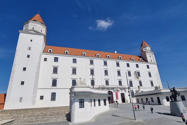Bratislava Castle 🏰 | Trip.com Bratislava I