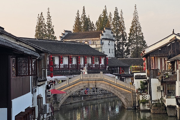 The Ultimate Zhujiajiao Day Trip Guide: Venice of Shanghai | Trip.com ...