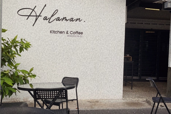 HALAMAN CAFE JOHOR BAHRU | Trip.com Sukajadi