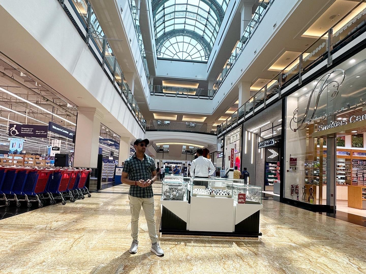Mall Of The Emirates Pictures