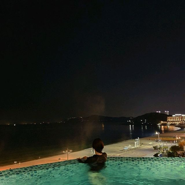 Heavenly Pool, a heated pool at Grand Josun Busan Hotel | Trip.com Busan