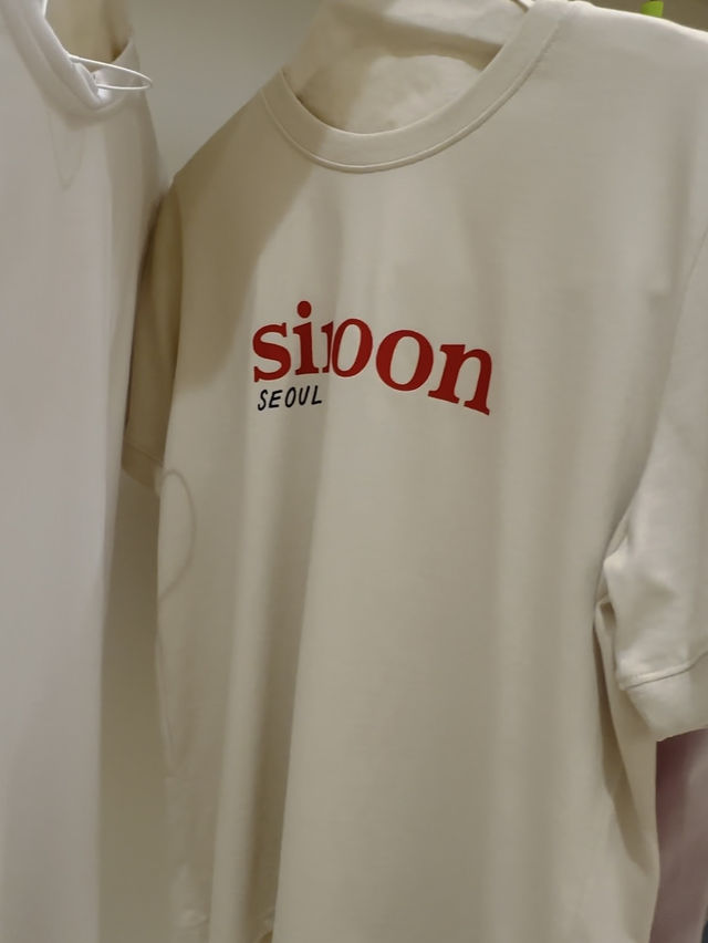 明洞にNEWOPEN 人気ブランド sinoon | Trip.com ソウル