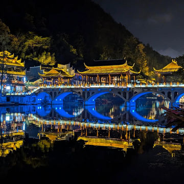 A Timeless Stroll Through Fenghuang｜Trip.com 湖南