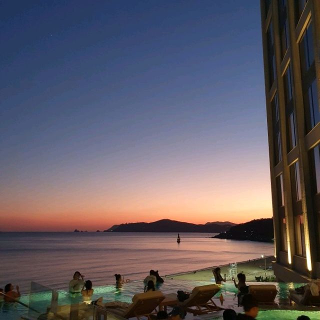 Heavenly Pool, a heated pool at Grand Josun Busan Hotel | Trip.com Busan