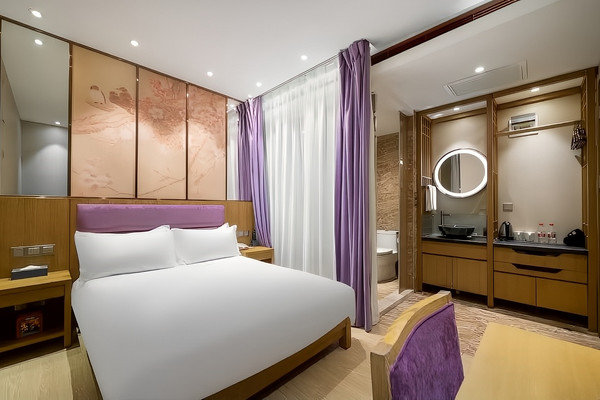 Licheng Meri Hotel (Shanghai Nanjing Road Pedestrian Street) | Trip.com ...