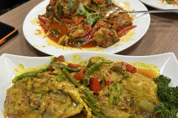 Kedai Mendoan Sego Layah, the authentic Indonesian food in Hung Hom ...