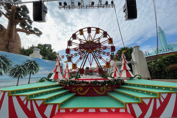 A jolly time at USS | Trip.com Singapore