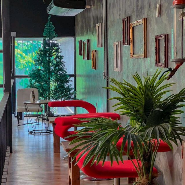 คาเฟ่ลับ ริมทะเลสาบ กำแพงแสน นครปฐม | Trip.com กำแพงแสน