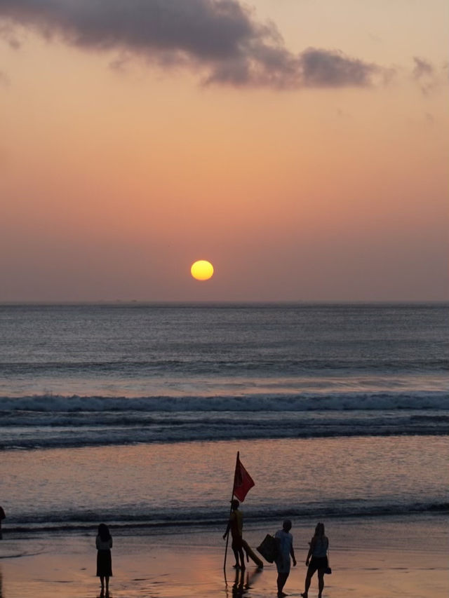 Best Sunset Spot in Bali: Kuta Beach Experience | Trip.com Bali