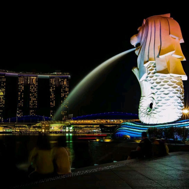 Merlion Park: Iconic Symbol of Singapore's Spirit | Trip.com Singapore