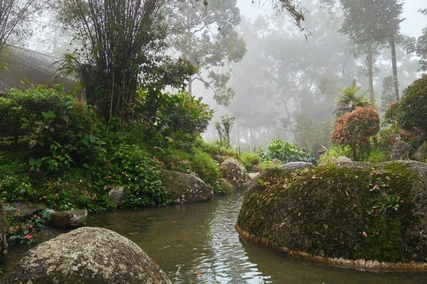 A Misty Escape – Japanese Village at Colmar Tropicale | Trip.com Bukit ...