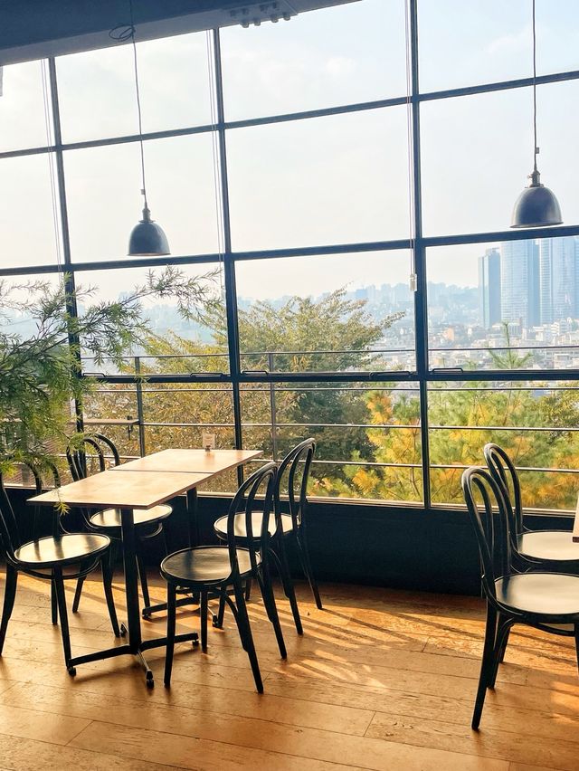 Rooftop Cafes in Seoul Autumn Sunset View | Trip.com Seoul