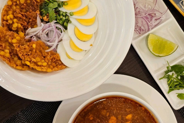 🇶🇦 카타르 도하 미얀마 음식 맛집 HaNan Kitchen | 트립닷컴 도하