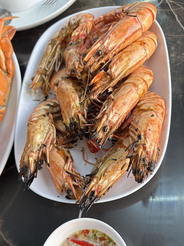 Eating Crabs, Watching Hawks, and Exploring Chanthaburi: A Stay at Plai ...