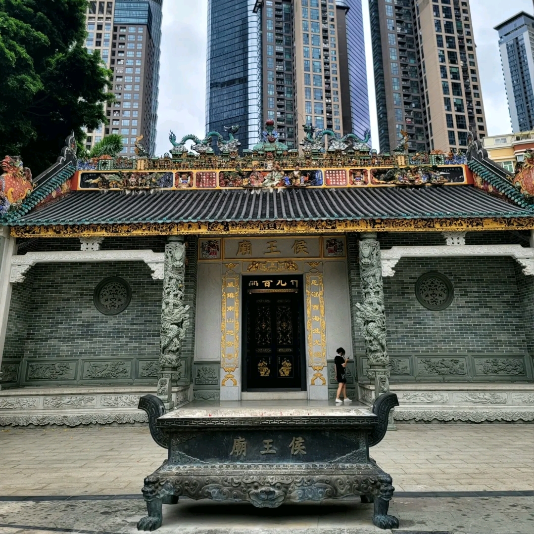 Futian District Travel Guide 2023 - Things to Do, What To Eat & Tips ...