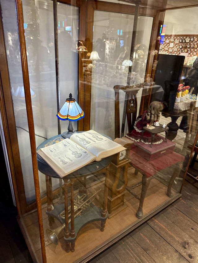 Warm Melodies and Glittering Details at Otaru Music Box Museum | Trip ...