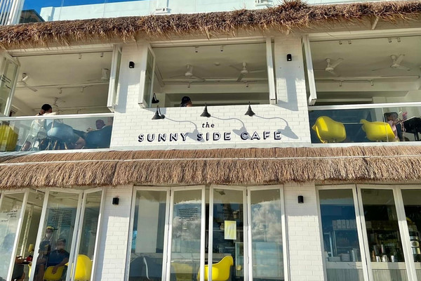 The Sunny Side Cafe Boracay 🍔🍕 | Trip.com Boracay Island