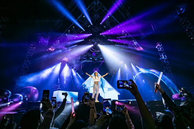 【G.E.M. I am Gloria 世界巡迴演唱會 - 澳門站】官宣加場！做好準備，優先搶票！即睇演出場館、門票、歌單等演唱會資訊遊記攻略 ...