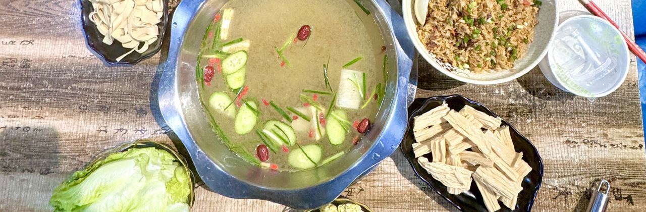 HUANG HAI NIU ZA (Qianshan Hot Spring Area, Xianning) - Restaurant ...