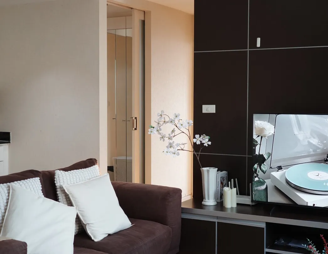 6 Person Unit With Balcony Next To Nana Bts - Bangkok