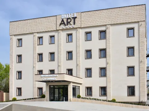 Art Hotel Bishkek - Bishkek