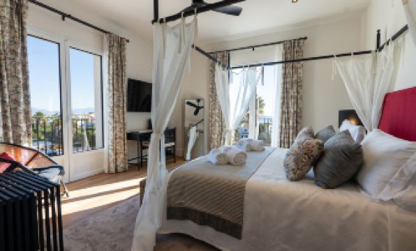 Duquesa Golf Club (Manilva) - 2026 Prices, Reviews & Deals | Trip.com