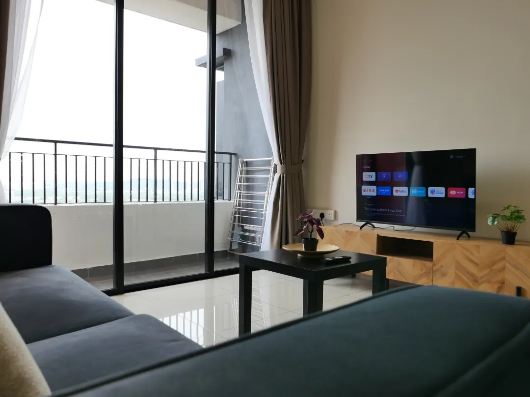 Cozy D' Aman Puchong 8 Pax With Pool & Gym- 3br By Beestay - Puchong