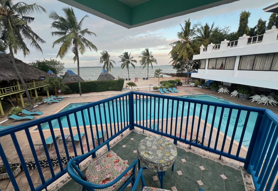 Beachcomber Hotel & Resorts, Dar es salaam - 2025 Updated Prices, Deals ...