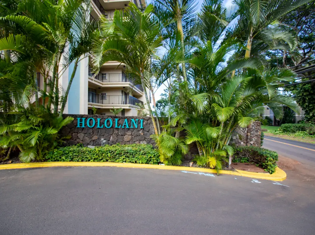 Oceanfront Escape, Molokai Views & Tropical Breezes - Maui, HI